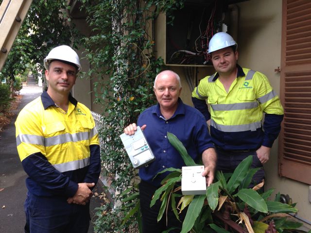 Michael Mobbs goes off-grid – and feels clean and green on the inside ...